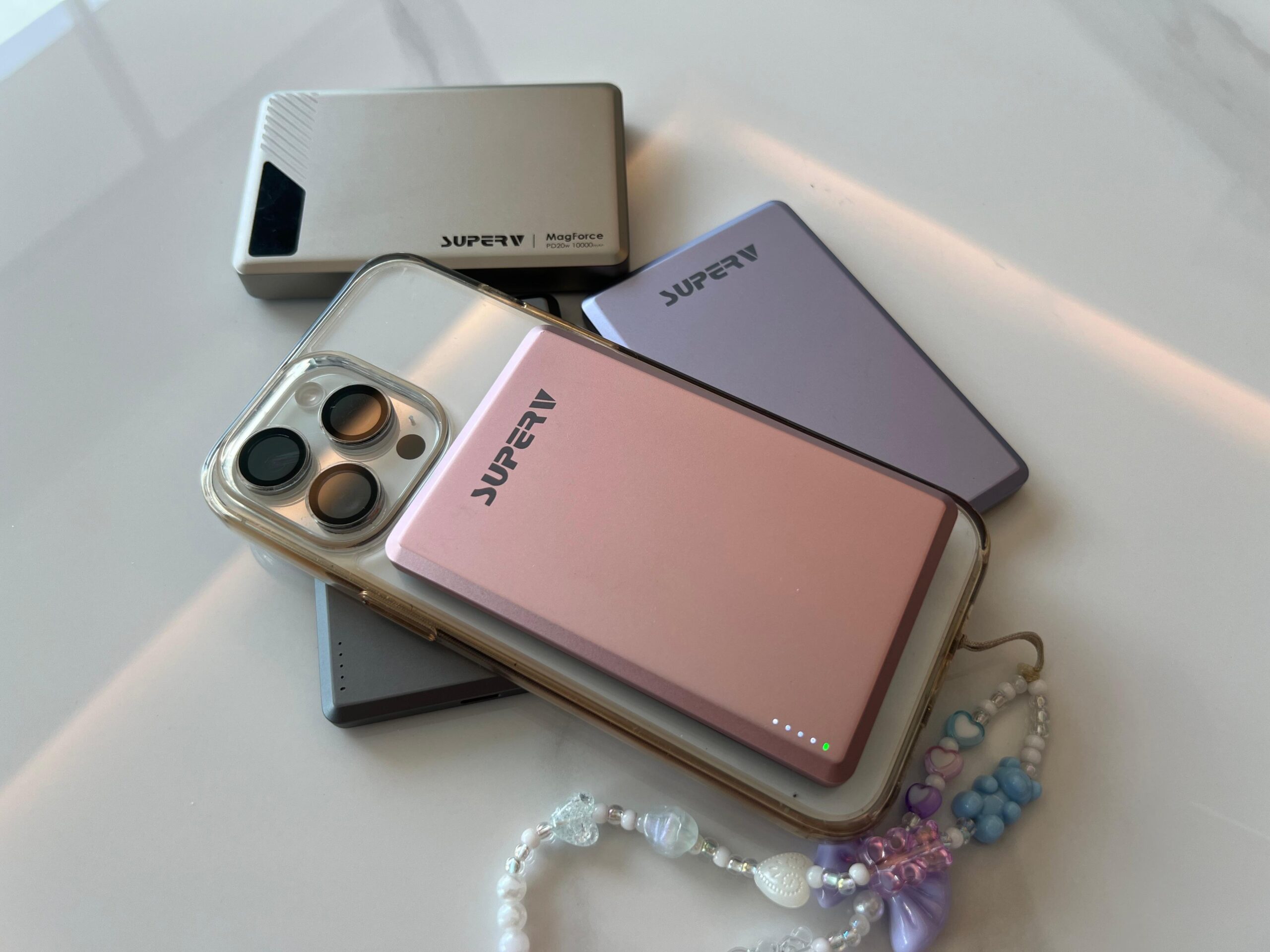Review | SuperV Portable Wireless Powerbank (MagSafe Compatible) - Monice